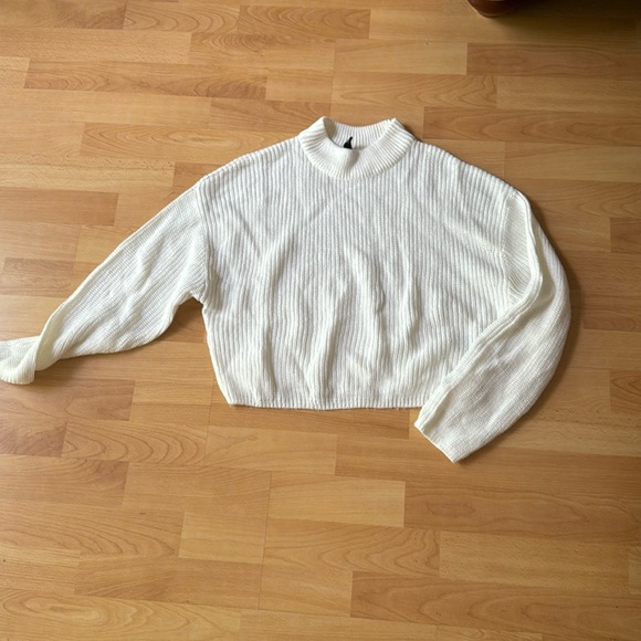 Divided | Sweaters | Hm Sweater | Poshmark